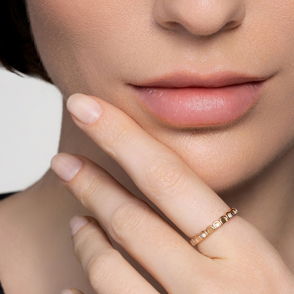 The Elevi Eternity Stack Ring Alternate Diamonds – Elevi Fine Jewelry